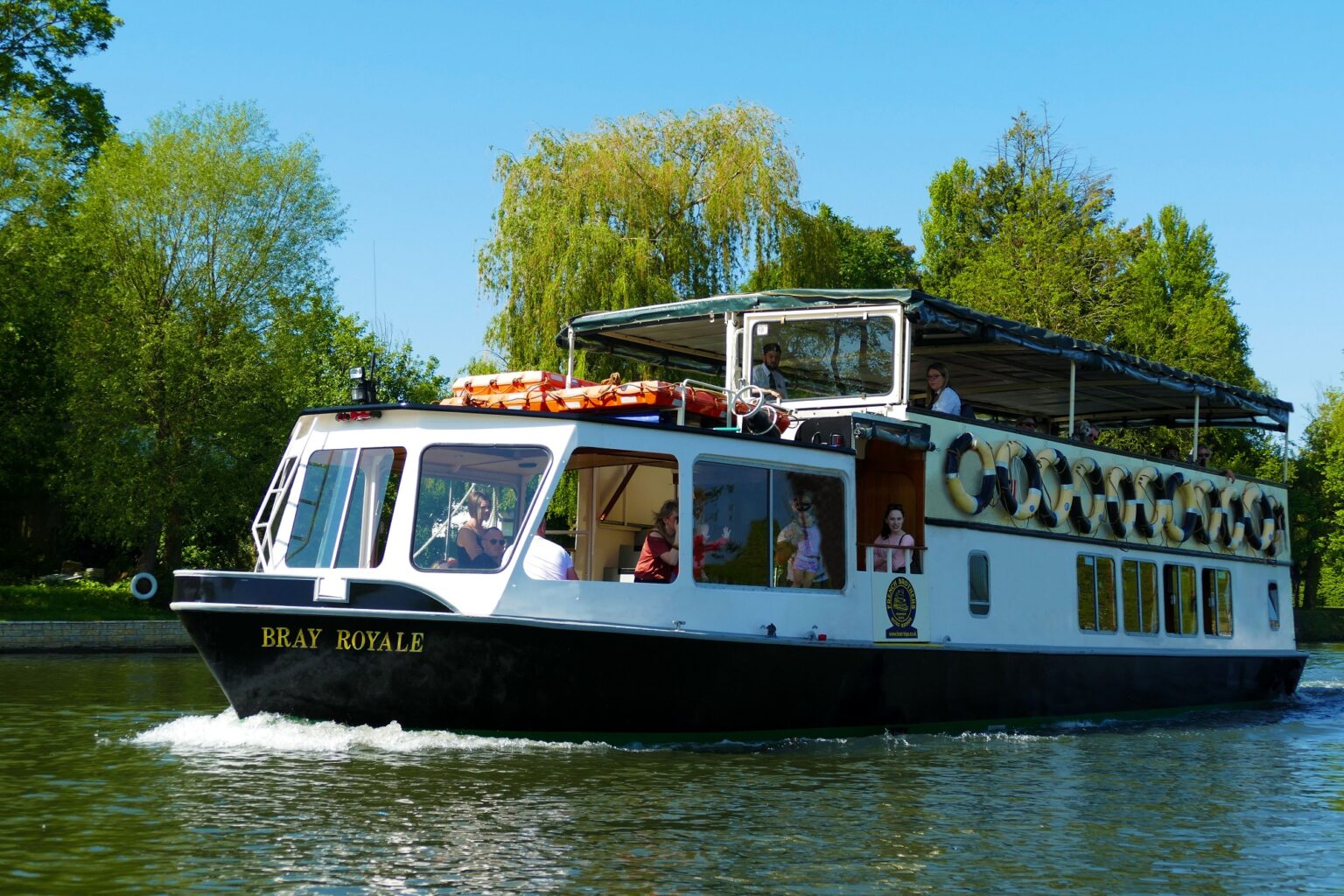 The Savill Garden & River Boat Cruise - Windsor Great Park